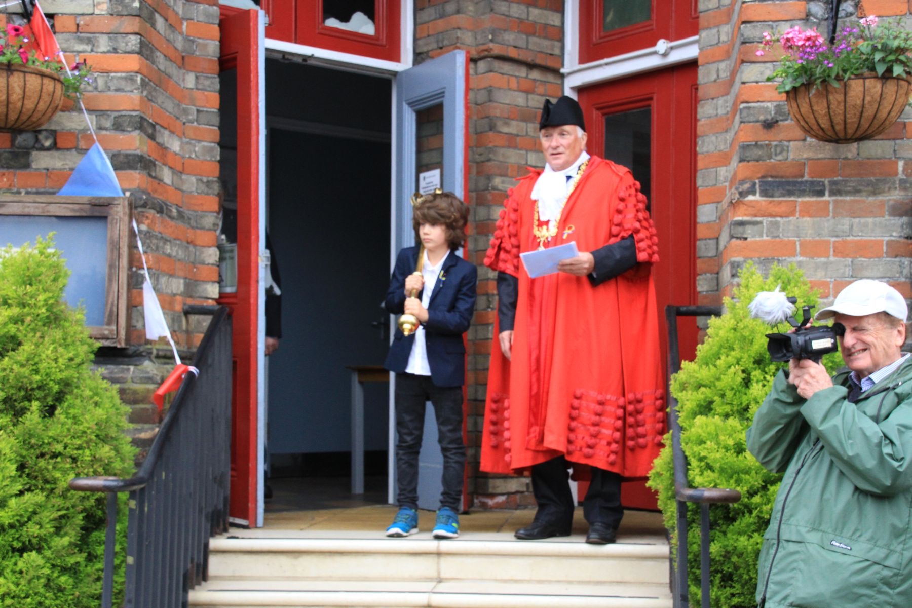 EyeSuffolk.Org | The Mayor’s Parade Postponed until further notice