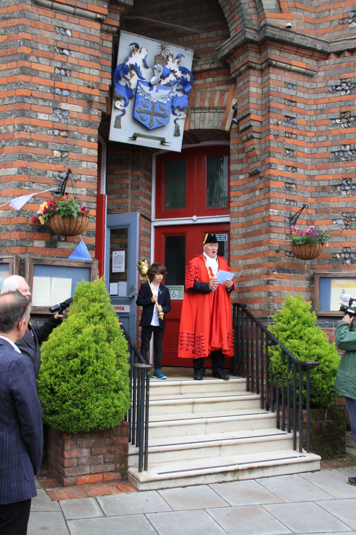 EyeSuffolk.Org | The Mayor’s Parade Postponed until further notice